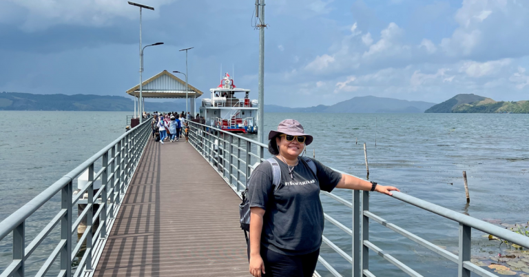 Tour Danau Sentani: Cara Baru Menikmati Pesona Danau Sentani – Jeni Karay